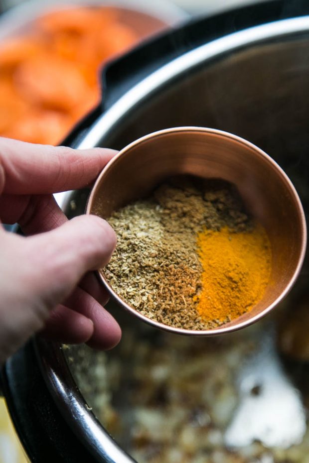 Instant Pot Indian Chicken Curry - Perry's Plate
