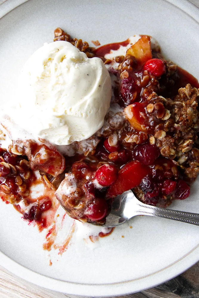 Gluten Free Apple Cranberry Crisp - Perry's Plate